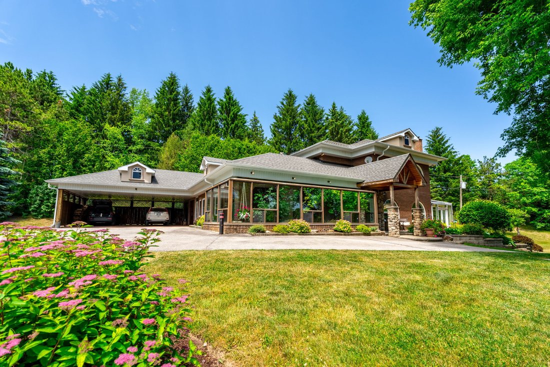 A Breathtaking Country Estate Where Refined Living In Mono, Ontario ...