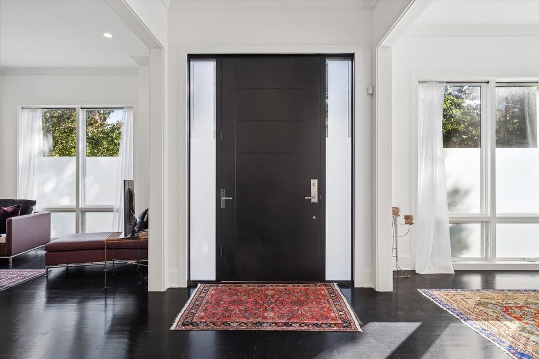 Single Family Home/House Skokie United In Skokie, Illinois, United ...