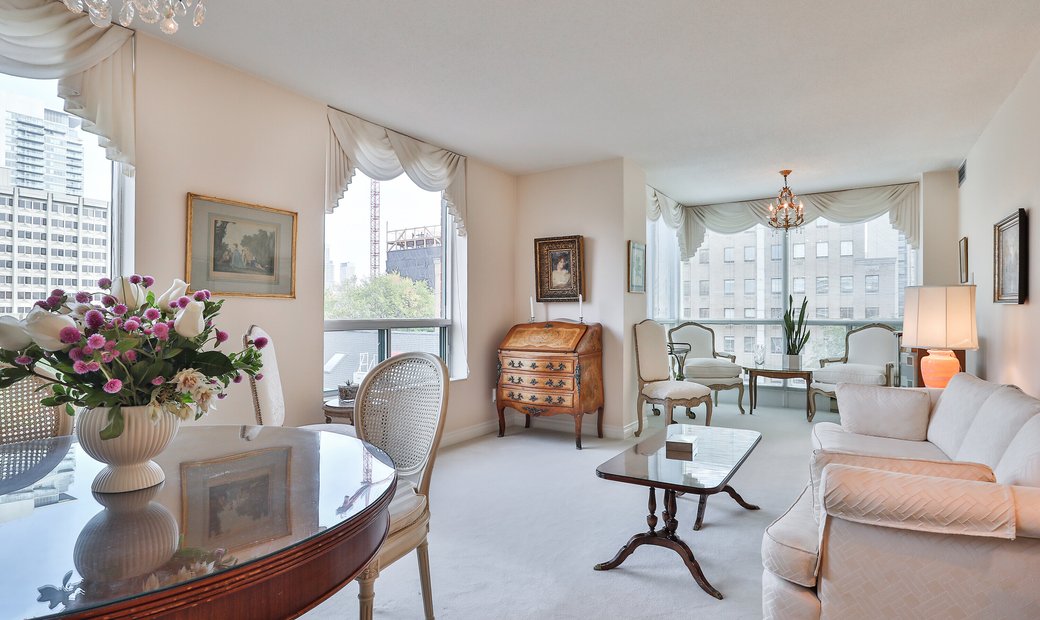 The Dunhill Club In Toronto, Ontario, Canada For Sale (16312954)