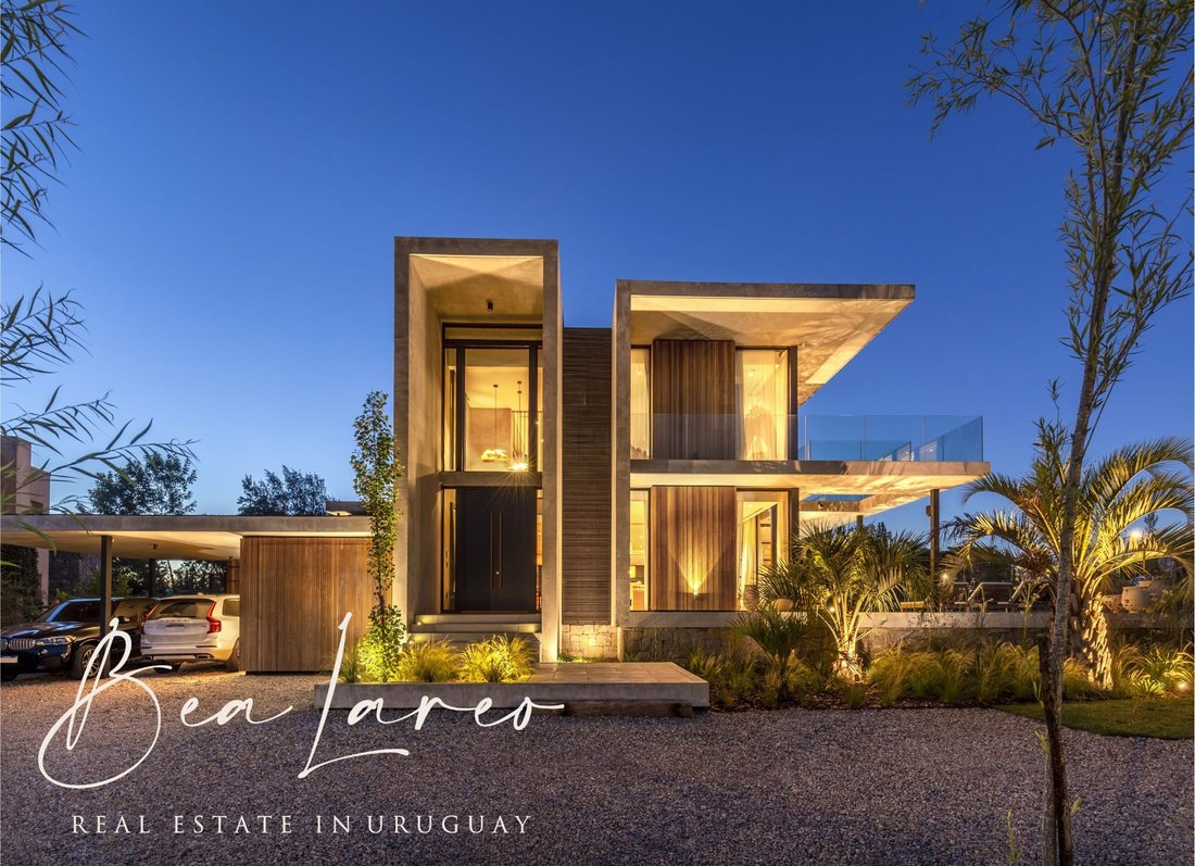 Exclusive Designer Home For In Lomas De Carrasco, Canelones Department ...