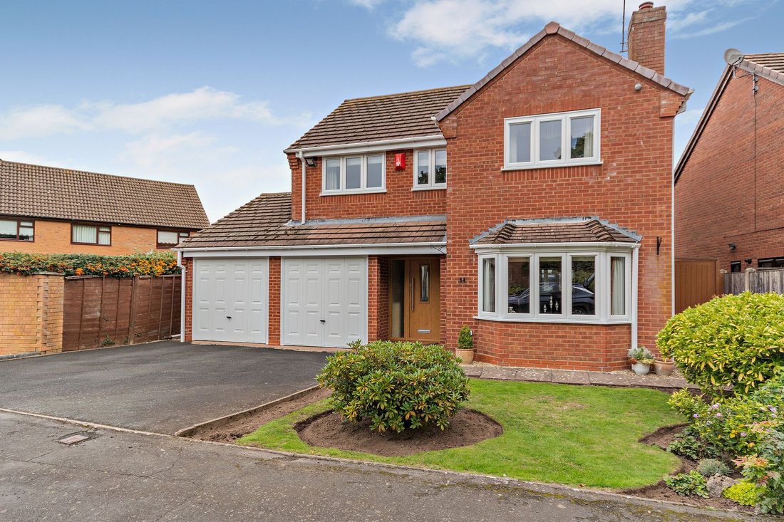 House Stourbridge In Stourbridge, England, United Kingdom For Sale (16321714)