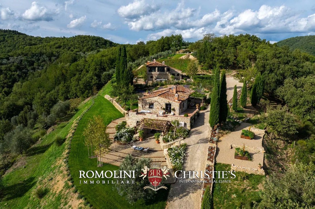 Luxury Country House For Sale In Gaiole In In Castagnoli, Tuscany ...