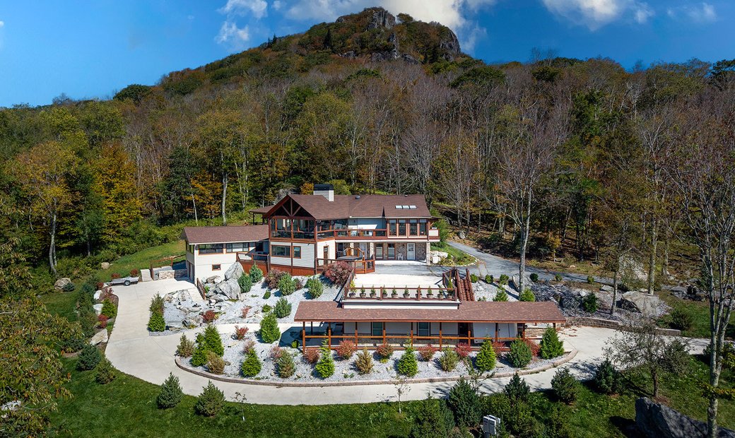 Tynecastle Banner Elk In Banner Elk, North Carolina, United States For ...