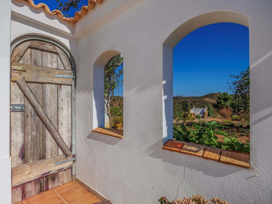 A Hidden Gem In The Algarve – En São Bartolomeu De Messines, Algarve ...