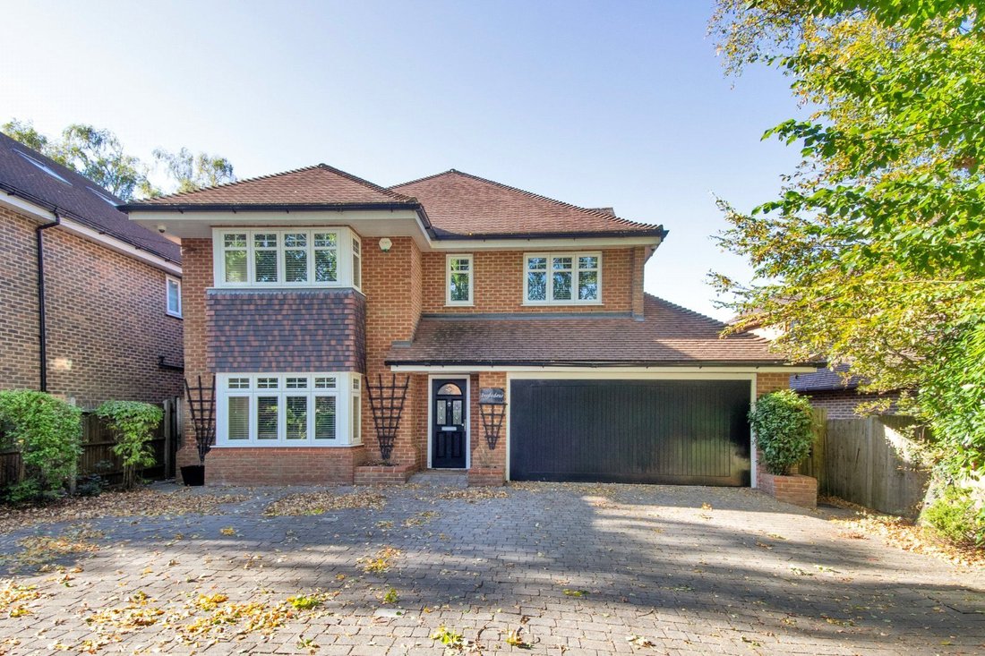 7 Bedroom Detached House For Sale In Kent In Hartley, England, United ...