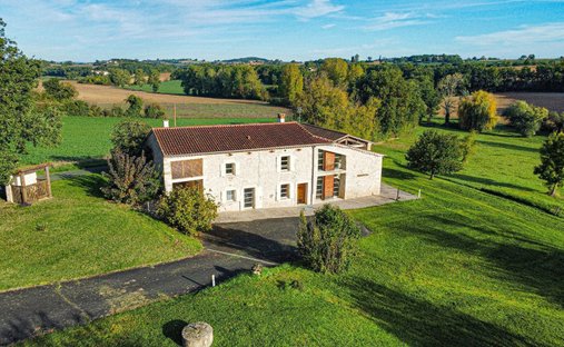 Luxury homes with terrace for sale in Poulan-Pouzols, Occitanie, France ...
