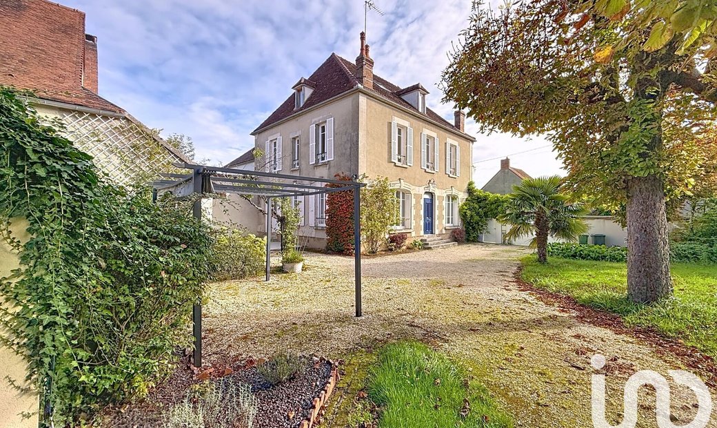 Vente Maison De Campagne 7 Pièces In Héry, Bourgogne Franche Comté ...