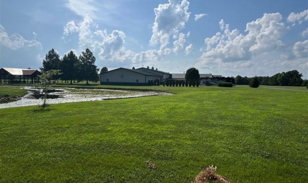 Privacy On 38 Acres In Clarkson, Kentucky, United States For Sale ...
