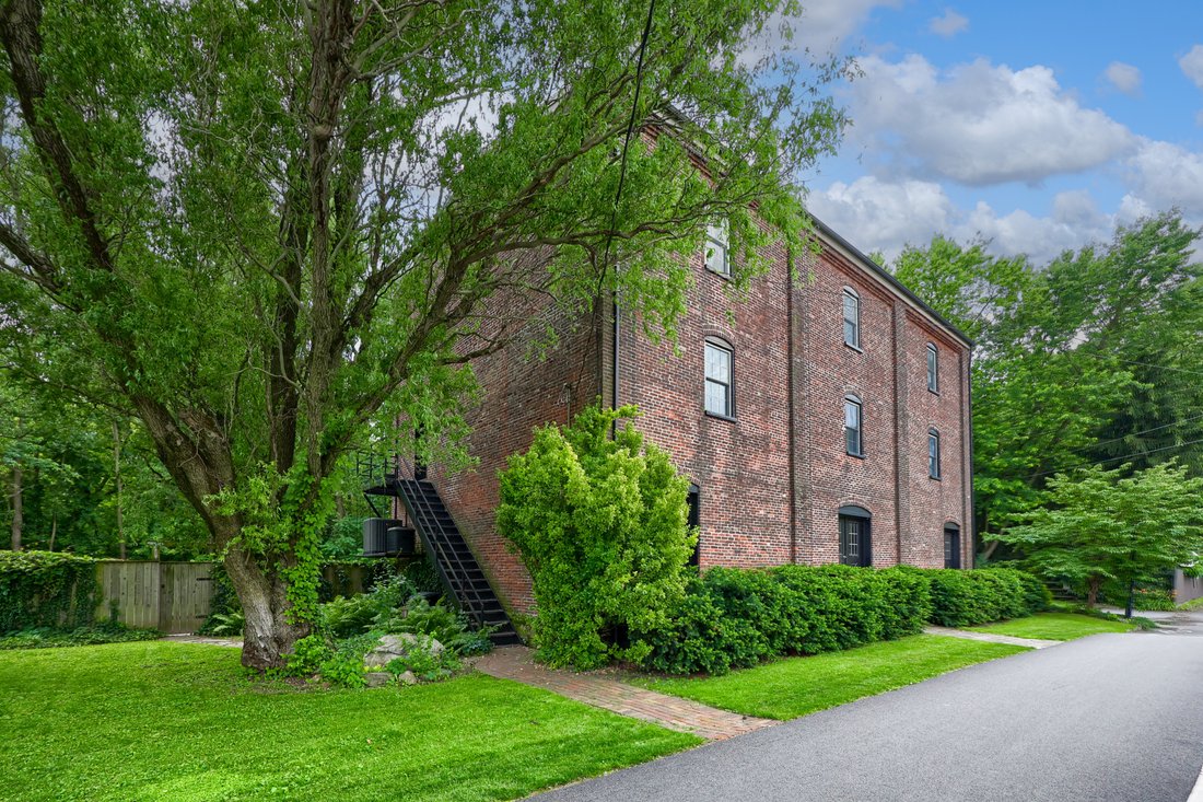 501 E Front St In Marietta, Pennsylvania, United States For Sale (16336024)