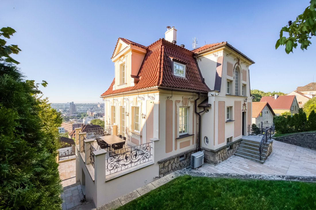 Exceptional Baroque Villa, Prague 9 Vysocany In Prague, Prague, Czechia ...