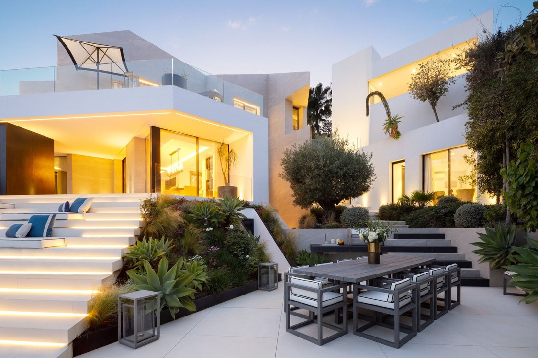 Modern Luxury Villa In La Quinta In Marbella, Andalusia, Spain For Sale ...