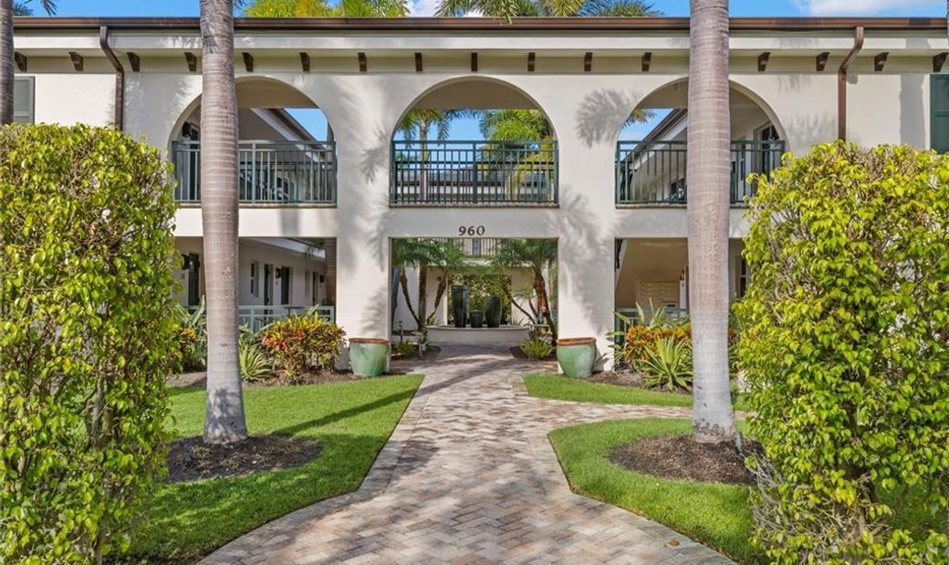 960 7th St S, 101 Naples, Florida In Naples, Florida, United States For ...