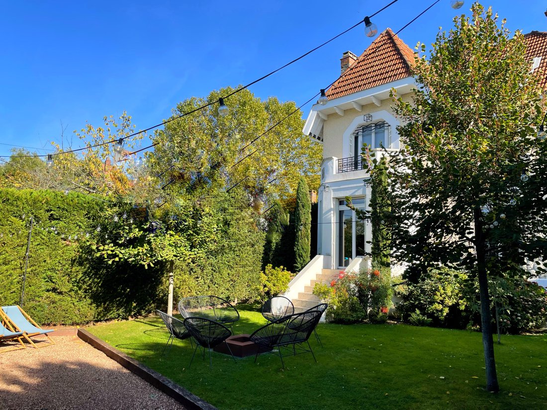 Character House With Pool – Montmorency In Montmorency, île De France ...