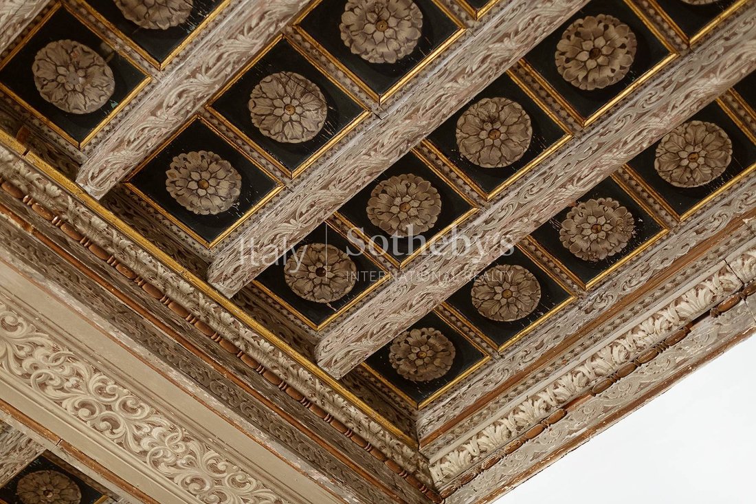 Zeitloses Apartment Nur Wenige Schritte Von Der In Rom, Latium, Italien ...