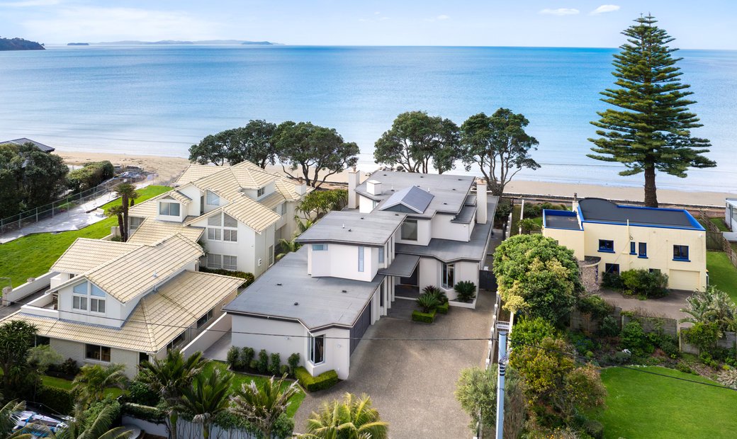Waterfront Oasis Of Calm En Orewa, Región De Auckland, Nueva Zelanda En ...