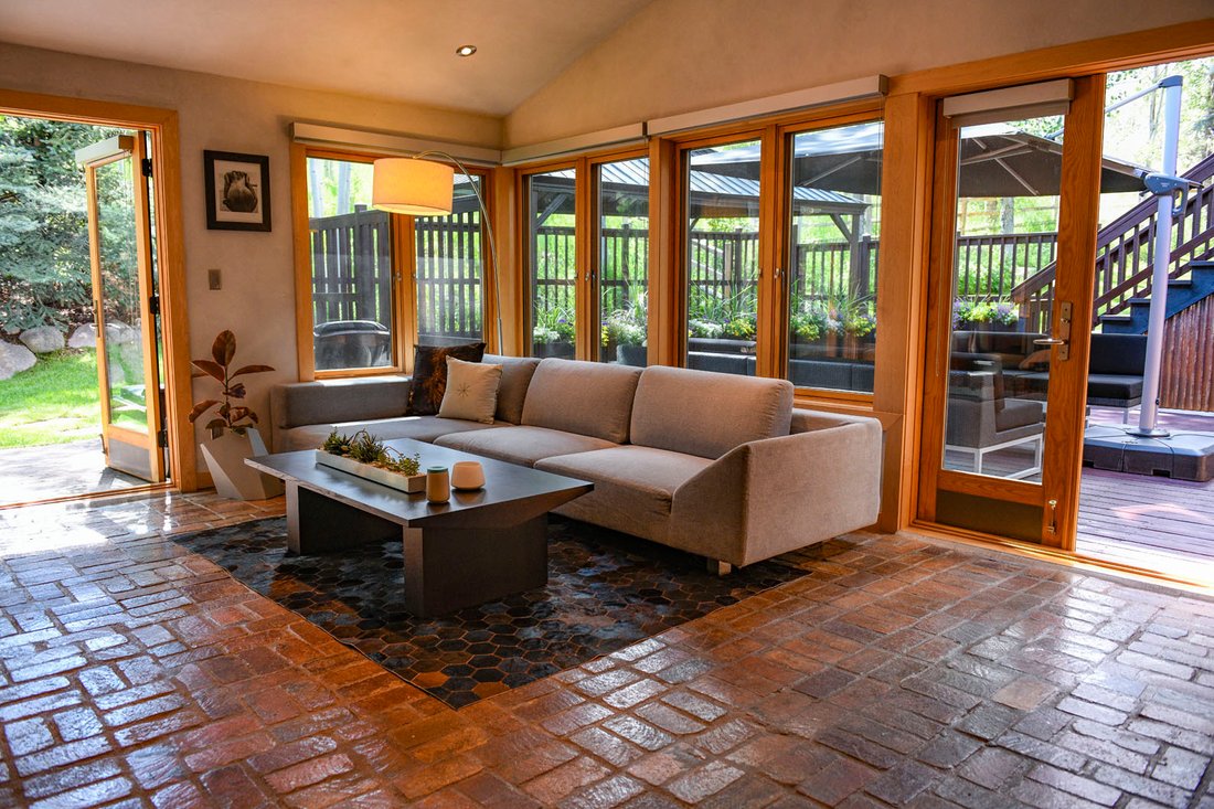 Modern Aspen Style Meets Historic Charm In Aspen, Colorado, United ...