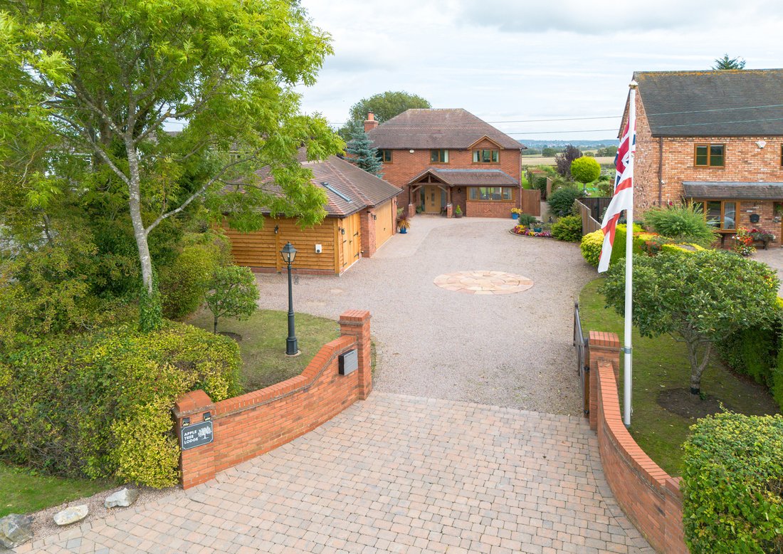 House, Broadheath Common, Lower In Upper Broadheath, England, United ...