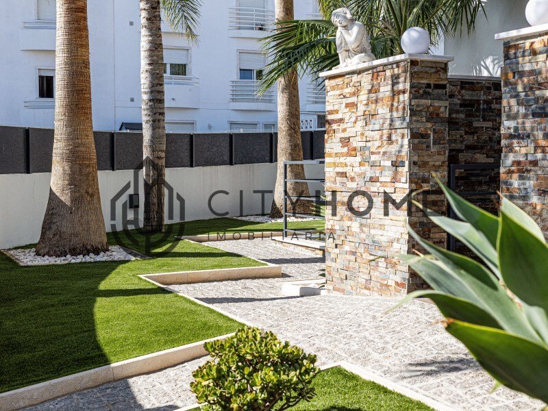 Modern Detached 4+1 Bedroom Villa With In Olhos De Agua, Algarve ...