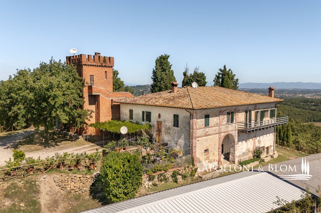 The Turret Estate With Guest Cottage And Unique Horse In Tuscany, Italy ...