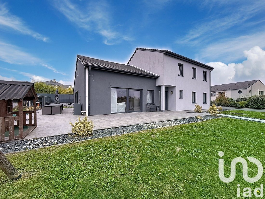 Vente Maison/Villa 6 Pièces In Kanfen, Grand Est, France For Sale (16389956)