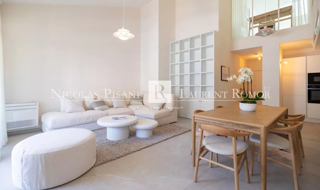 For Sale Apartment Nice Le Port In Nice, Provence Alpes Côte D'azur ...