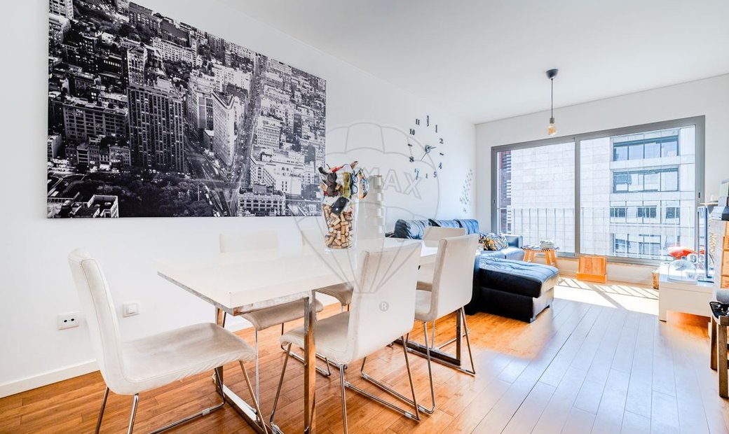 Apartamento T2 For Sale In Lisboa In Parque Das Nacoes, Lisbon ...