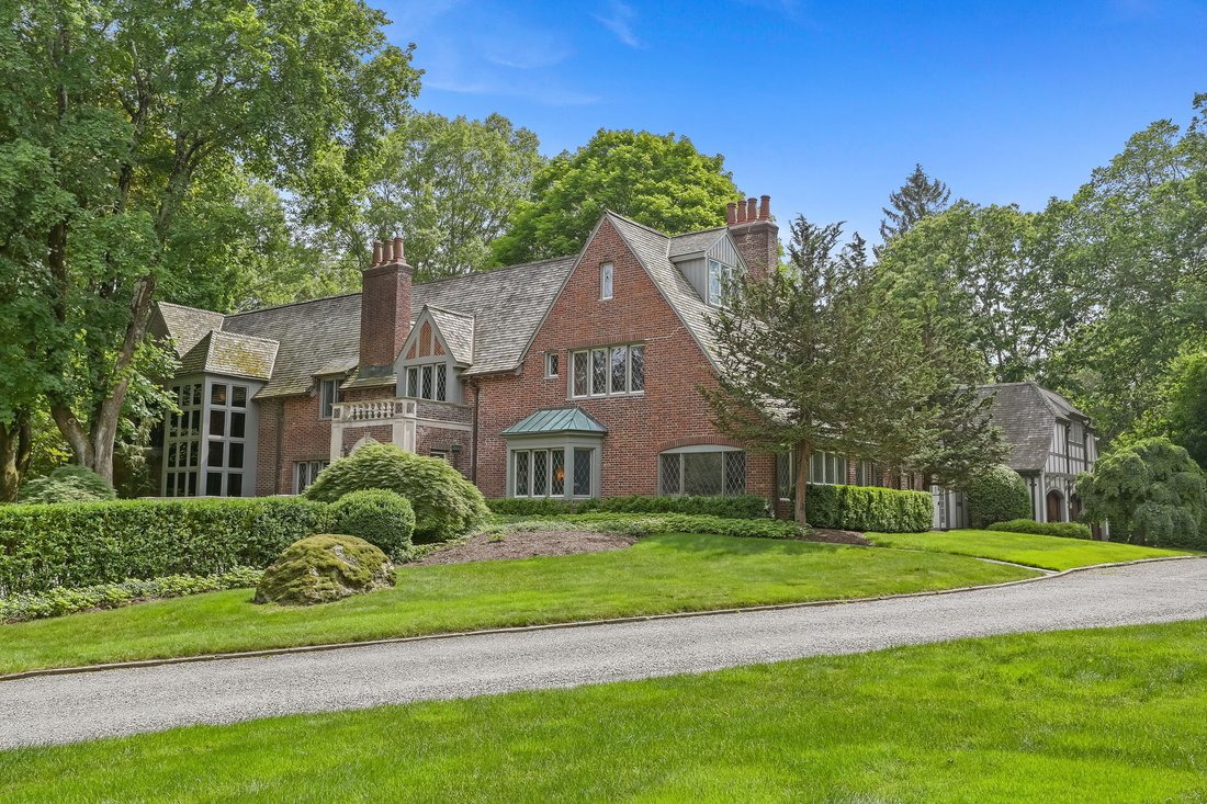 214 Good Hill Road In Weston, Connecticut, United States For Sale ...
