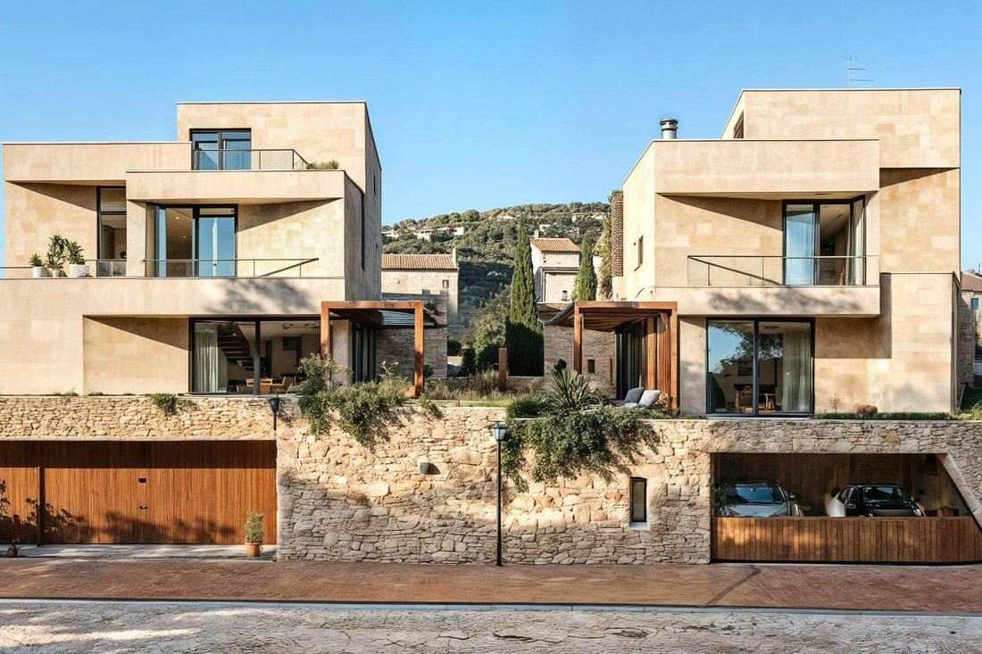 Klis, A Modern Villa With A Swimming In Klis, Split Dalmatia County ...