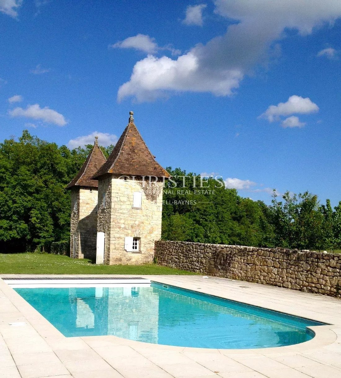 An Exquisite Turreted Chateau Set In Monflanquin, Nouvelle Aquitaine ...