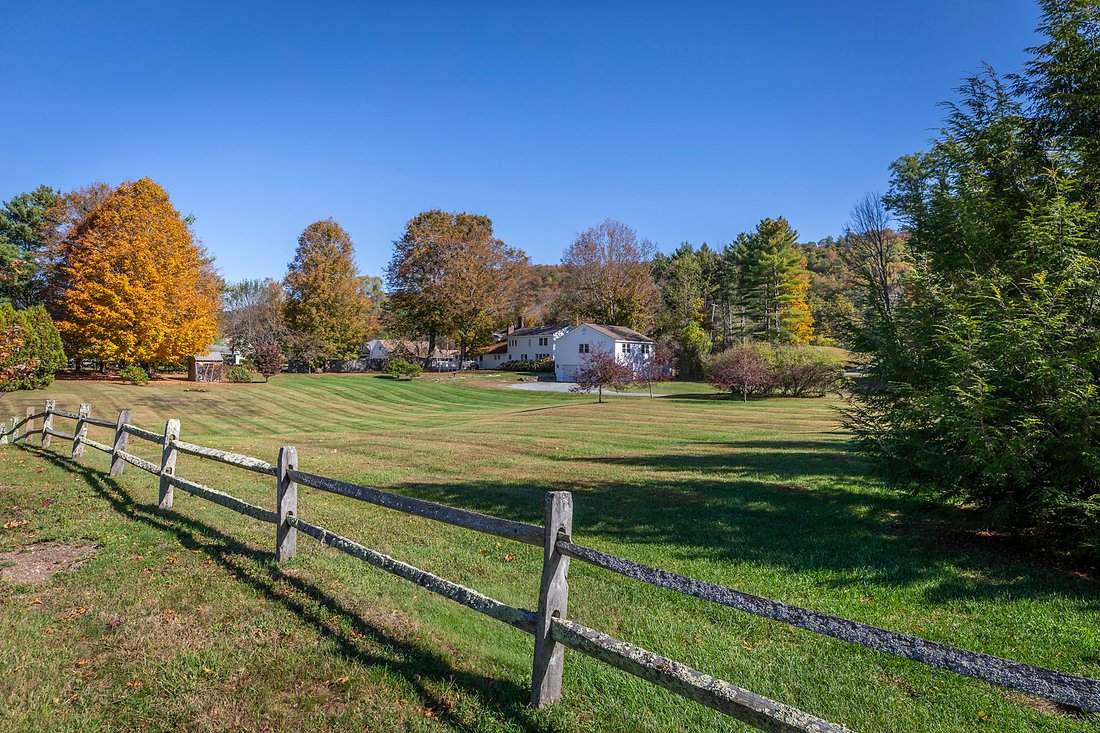 2677 Rte 30 Road In Dorset, Vermont, United States For Sale (16396746)