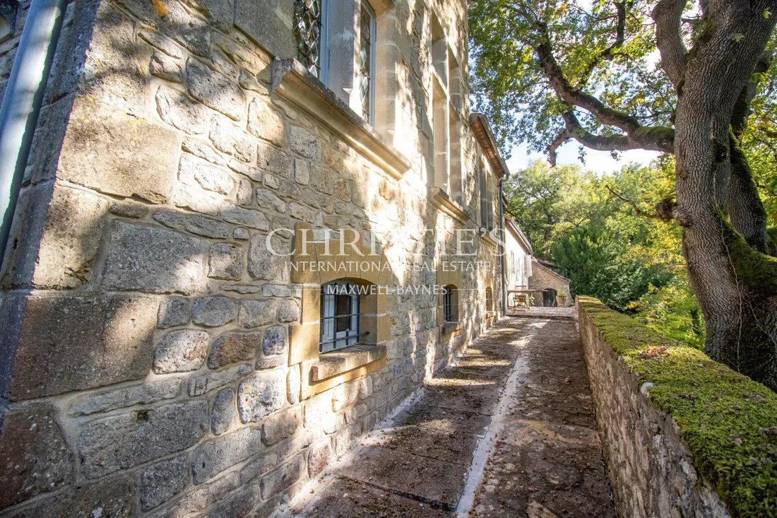 An Exquisite Turreted Chateau Set In Monflanquin, Nouvelle Aquitaine ...