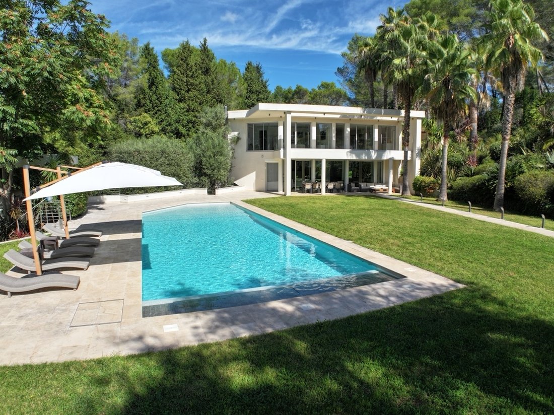 A Truly Unique Home In One Of In Mougins, Provence Alpes Côte D'azur ...
