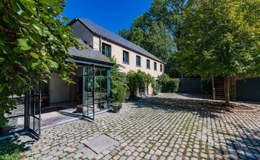 Luxury homes with terrace for sale in Bossut-Gottechain, Grez-Doiceau ...