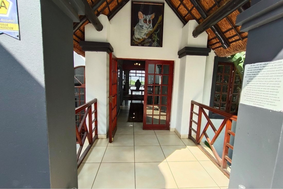 Luxurious Ten Bedroom With Breath In Hartbeespoort, North West, South ...