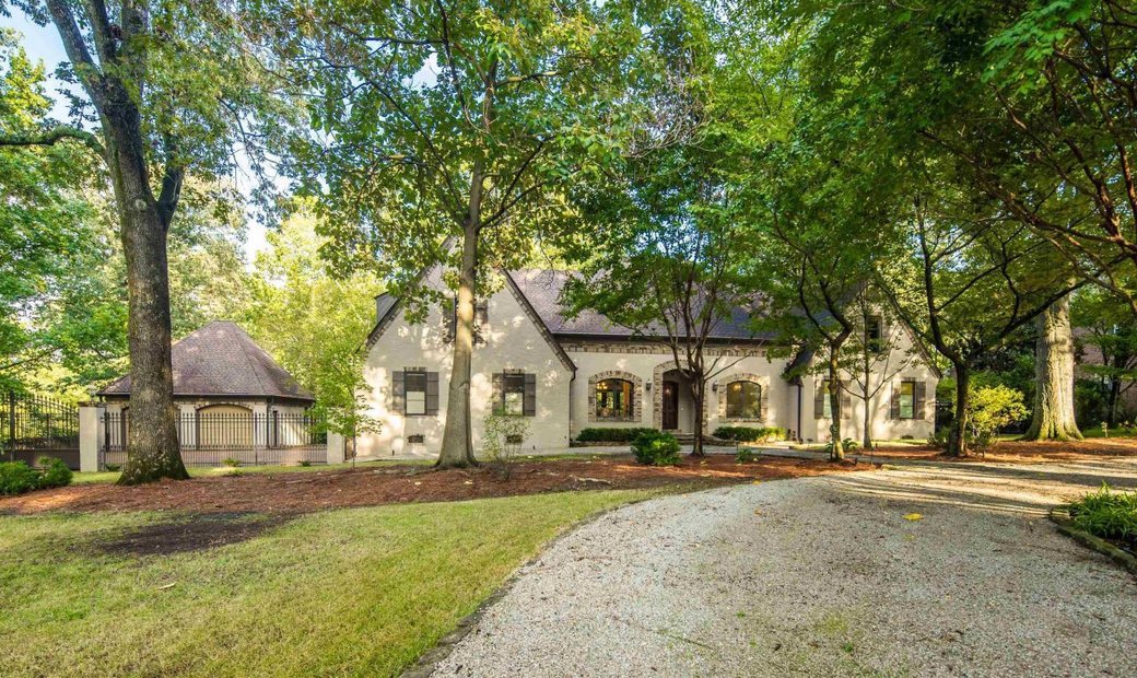 Spectacular One Acre English Garden Estate In Memphis, Tennessee ...