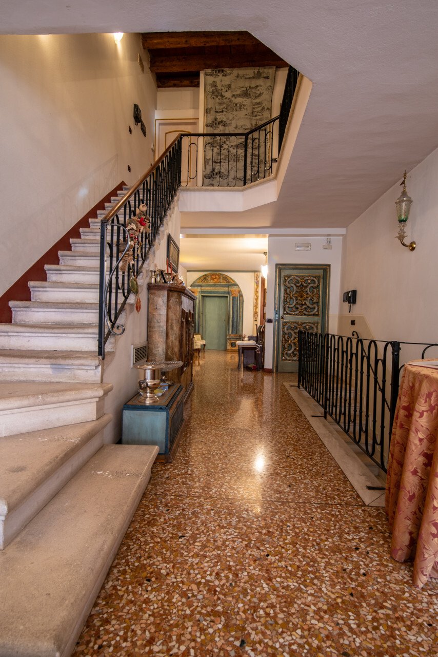 Padova Palace In Padova, Veneto, Italy For Sale (16405577)