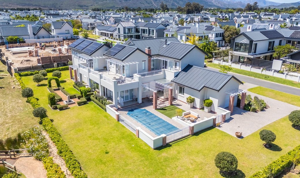 Exquisite In Val De Vie Winelands Lifestyle Estate, Western Cape, South ...