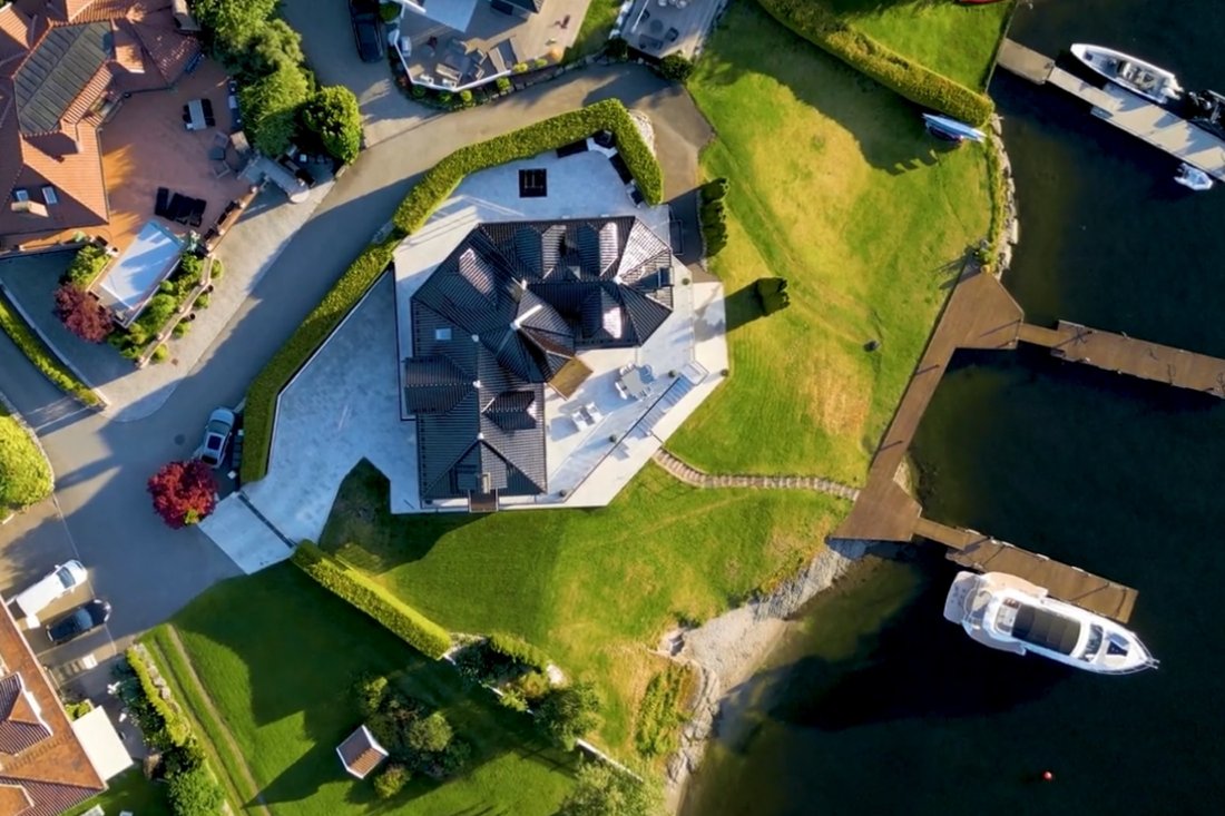 A Rare Jewel On Oslo’s Riviera Iconic Oceanfront En Nesøya, Viken ...