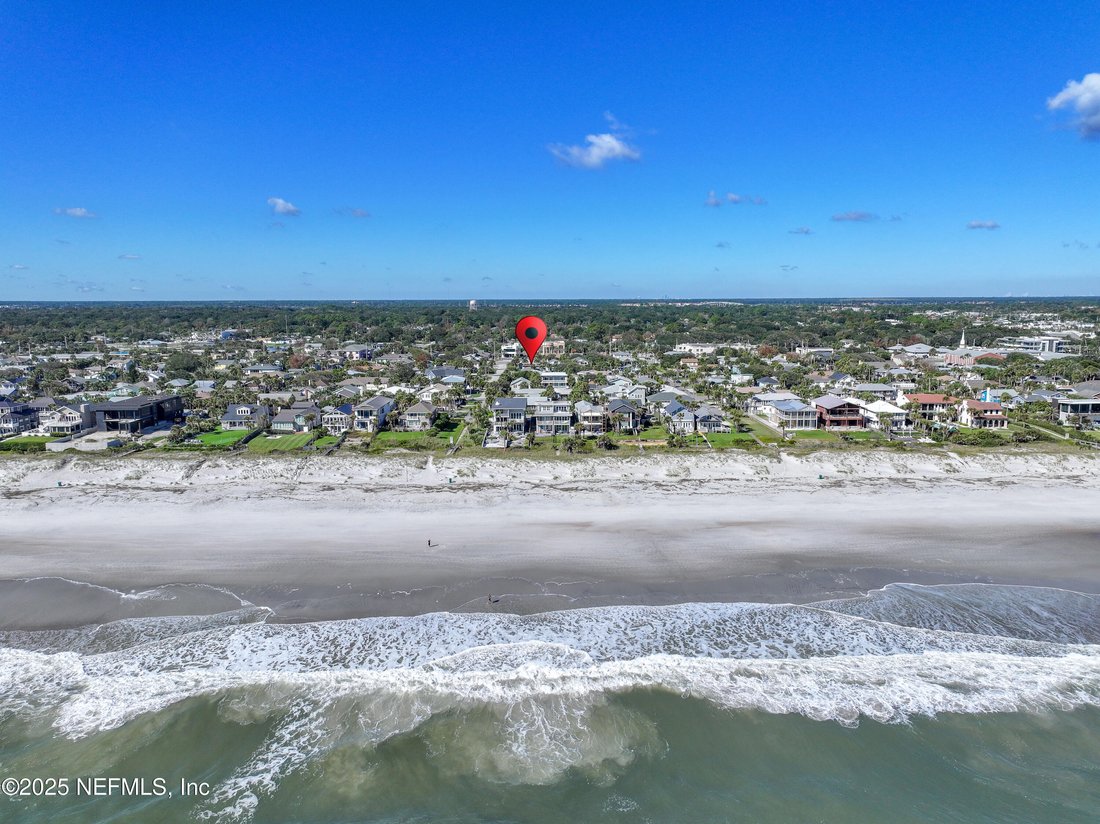 Single Family Home/House Neptune In Neptune Beach, Florida, United ...