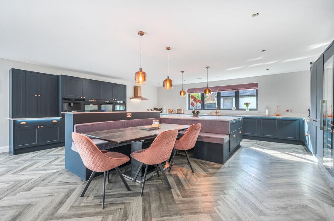 6 Bedroom Detached House For Sale In In Chart Sutton, England, United ...