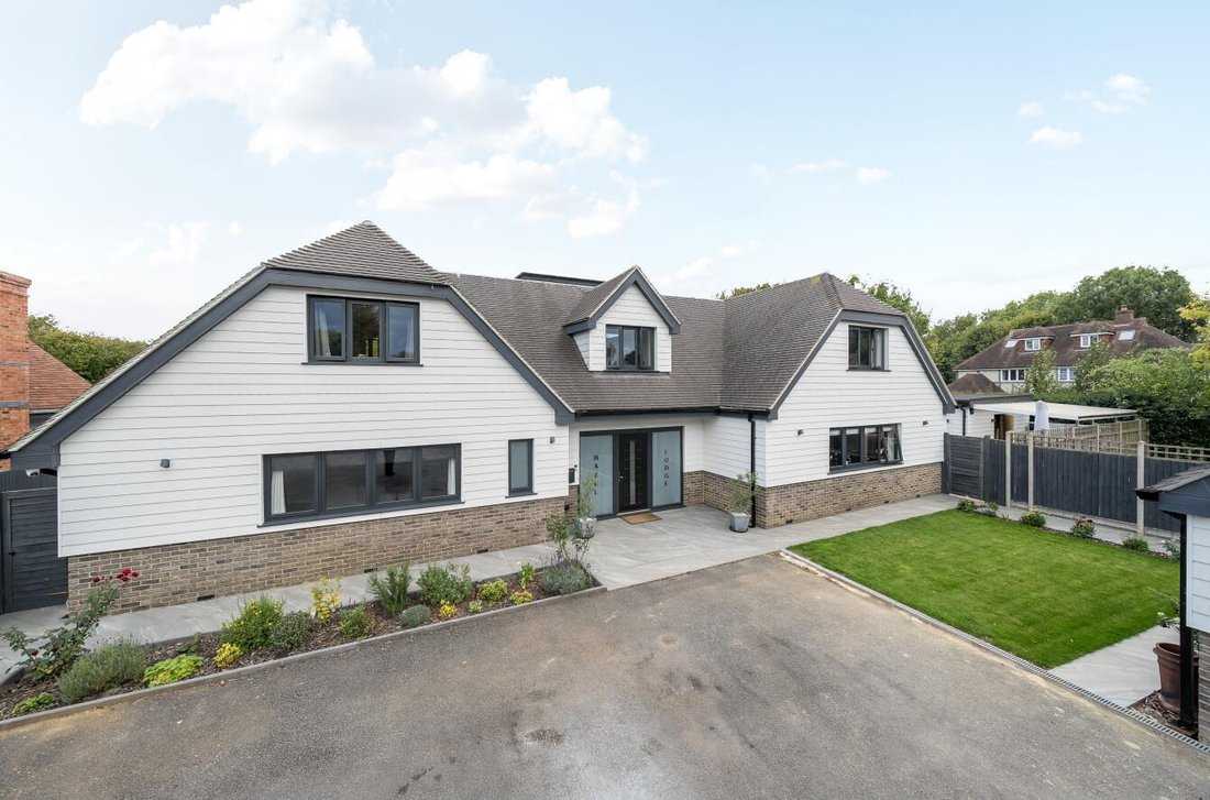 6 Bedroom Detached House For Sale In In Chart Sutton, England, United ...