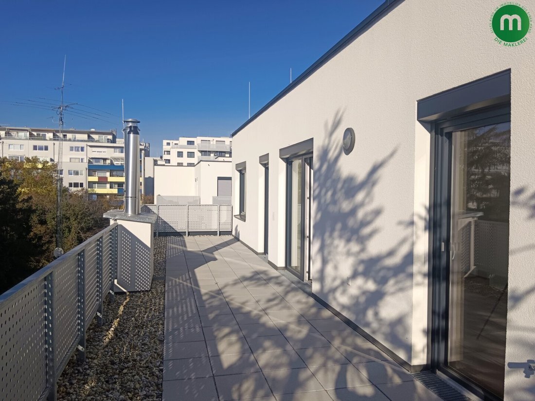 Herrlich Hell Und Mit 49 M² Freifläche 3 Zimmer In Wien, Wien ...