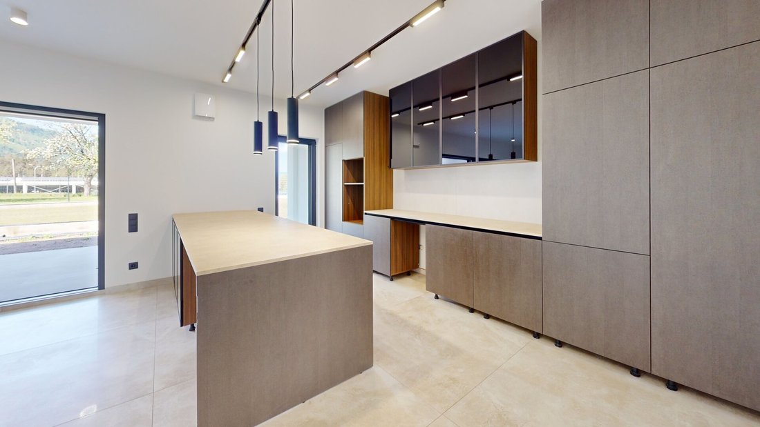 Ihr Neues Zuhause Mit Beheizbarem Pool – En Klagenfurt Land District ...