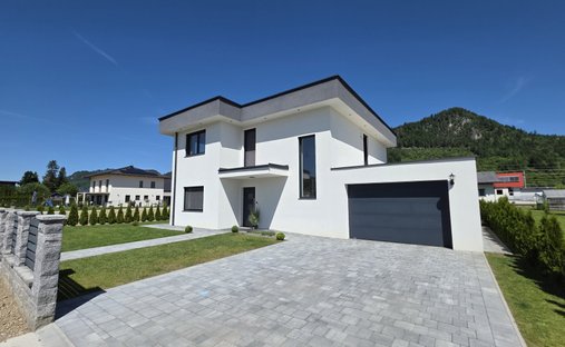 Luxury houses with garage for sale in Launsdorf, Carinthia, Austria ...