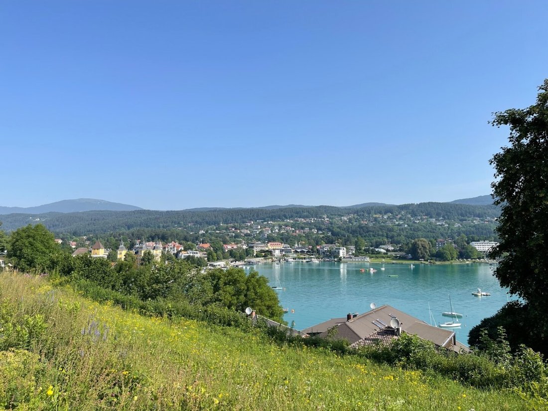 Zins Und Geschäftshaus à Dans Velden Am Wörther See, Carinthie ...