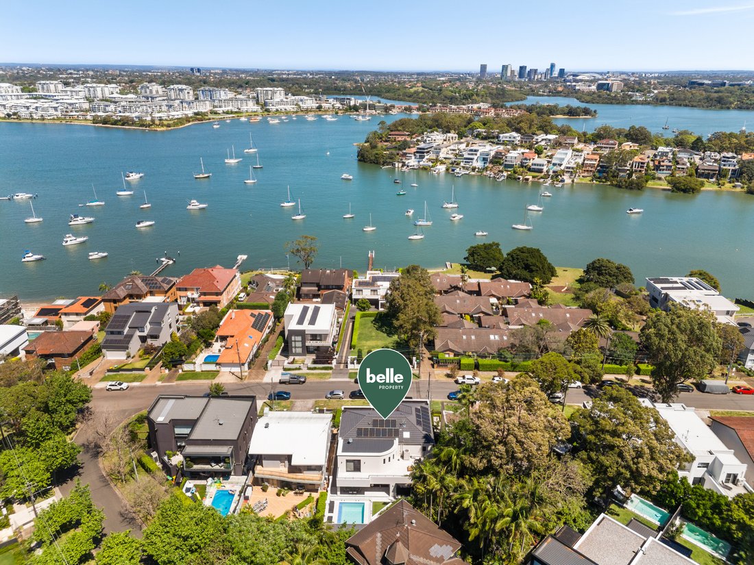 Remarkable Home Built To The In Tennyson Point, New South Wales ...
