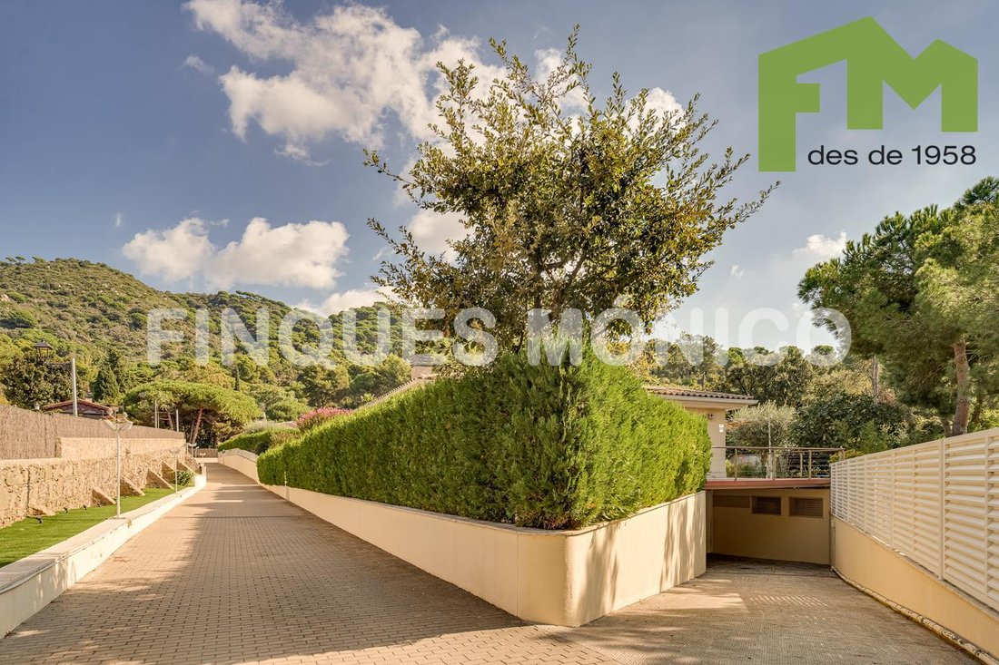 Teià Villa In Teia, Catalonia, Spain For Sale (16417366)