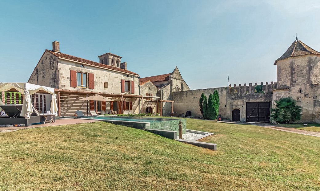 Exceptional 360 M² Historic In Juillac Le Coq, Nouvelle Aquitaine ...
