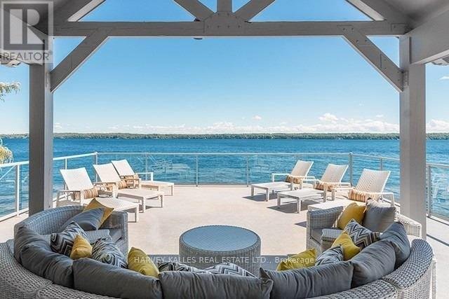 Lighthouse Estate Family Compound In Shanty Bay, Ontario, Canada For ...