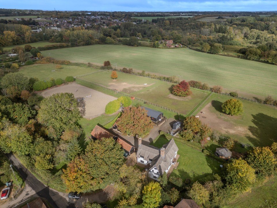 5 Bedroom Detached House For Sale In Saxlingham Thorpe, England, United ...